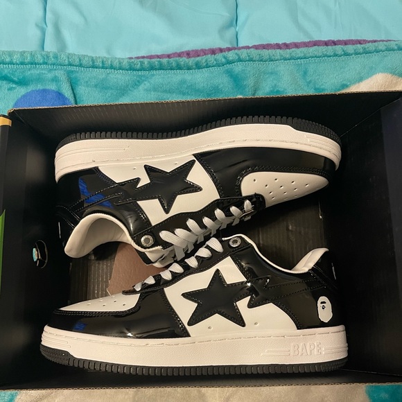 Bape | Shoes | Black And White Bapestas | Poshmark
